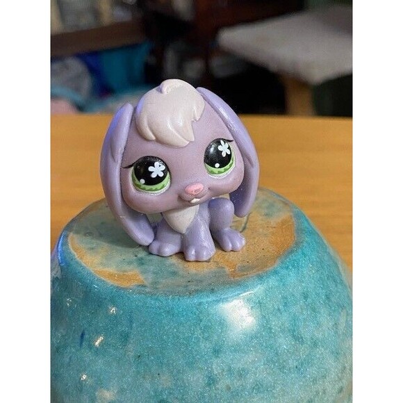 Hasbro | Toys | 206 Lps Littlest Pet Shop Authentic 648 Purple Bunny ...